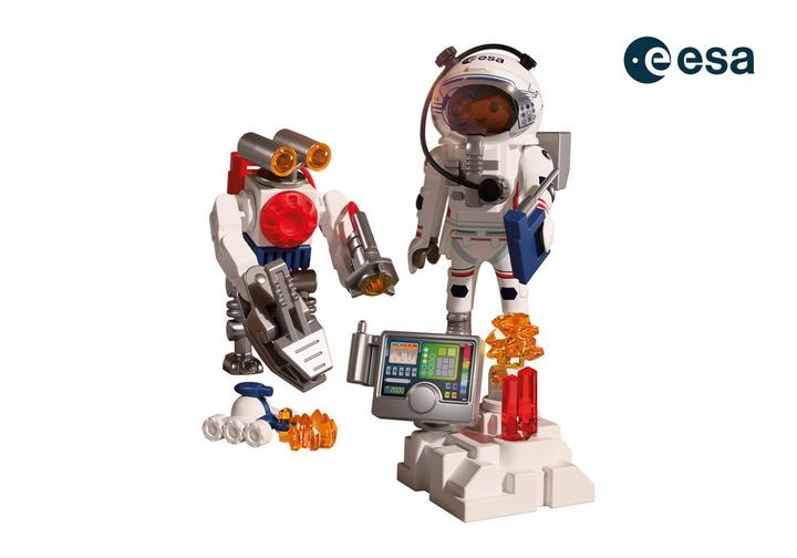 PLAYMOBIL ESA: Astronaut with Robot 72014. Now € 14.99